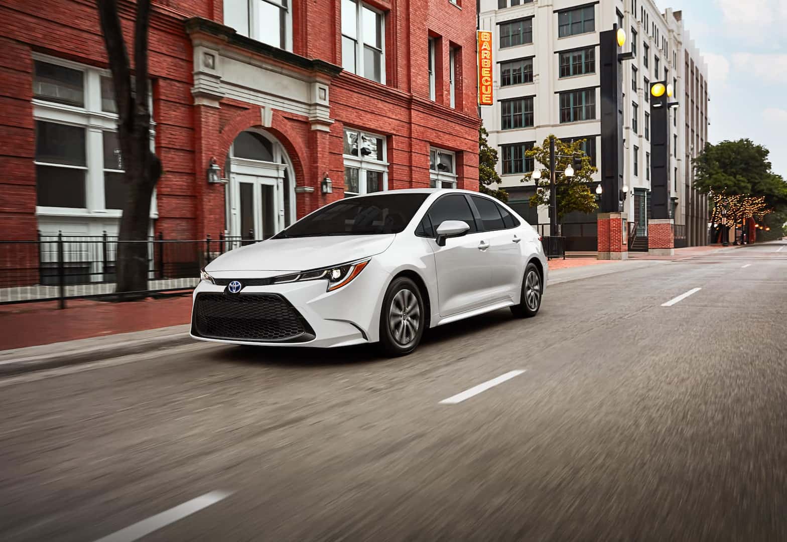 Toyota corolla hybrid white store
