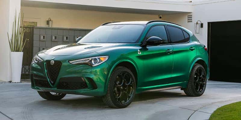 Stelvio vs. Stelvio Quadrifoglio - 2024 Model Comparison Side-by-Side with Specs