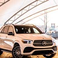 The 2021 GLS vs the GLE | Lone Star Mercedes-Benz