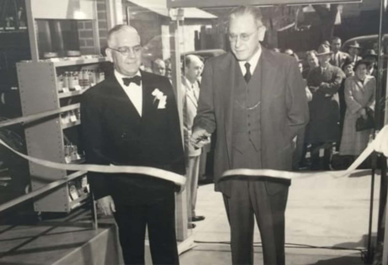 SIR WALTER HISTORY | SIR WALTER CHEVROLET COMPANY