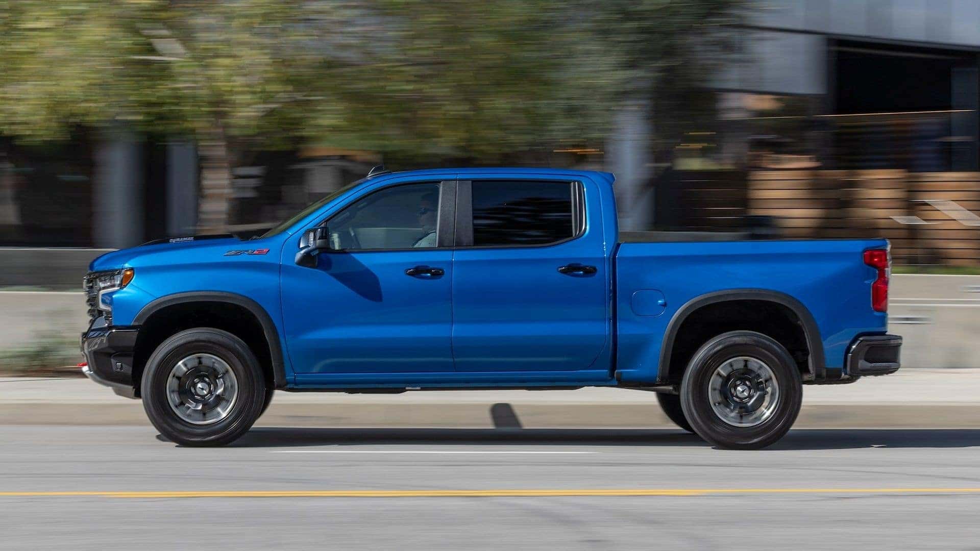 MotorTrend’s Review: Silverado 1500 ZR2